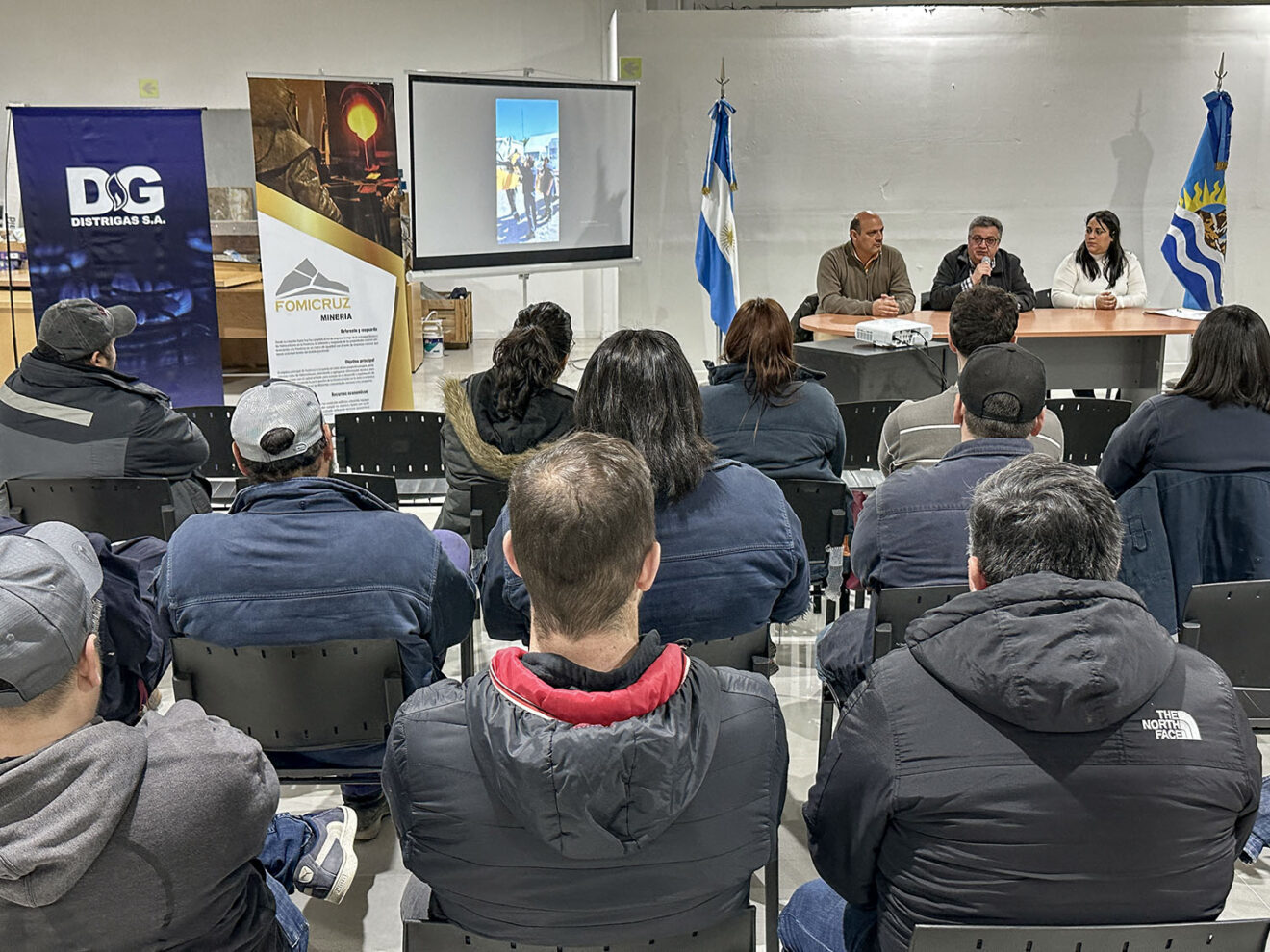 Distrigas S.A. - Distrigas S.A. - Provincia de Santa Cruz